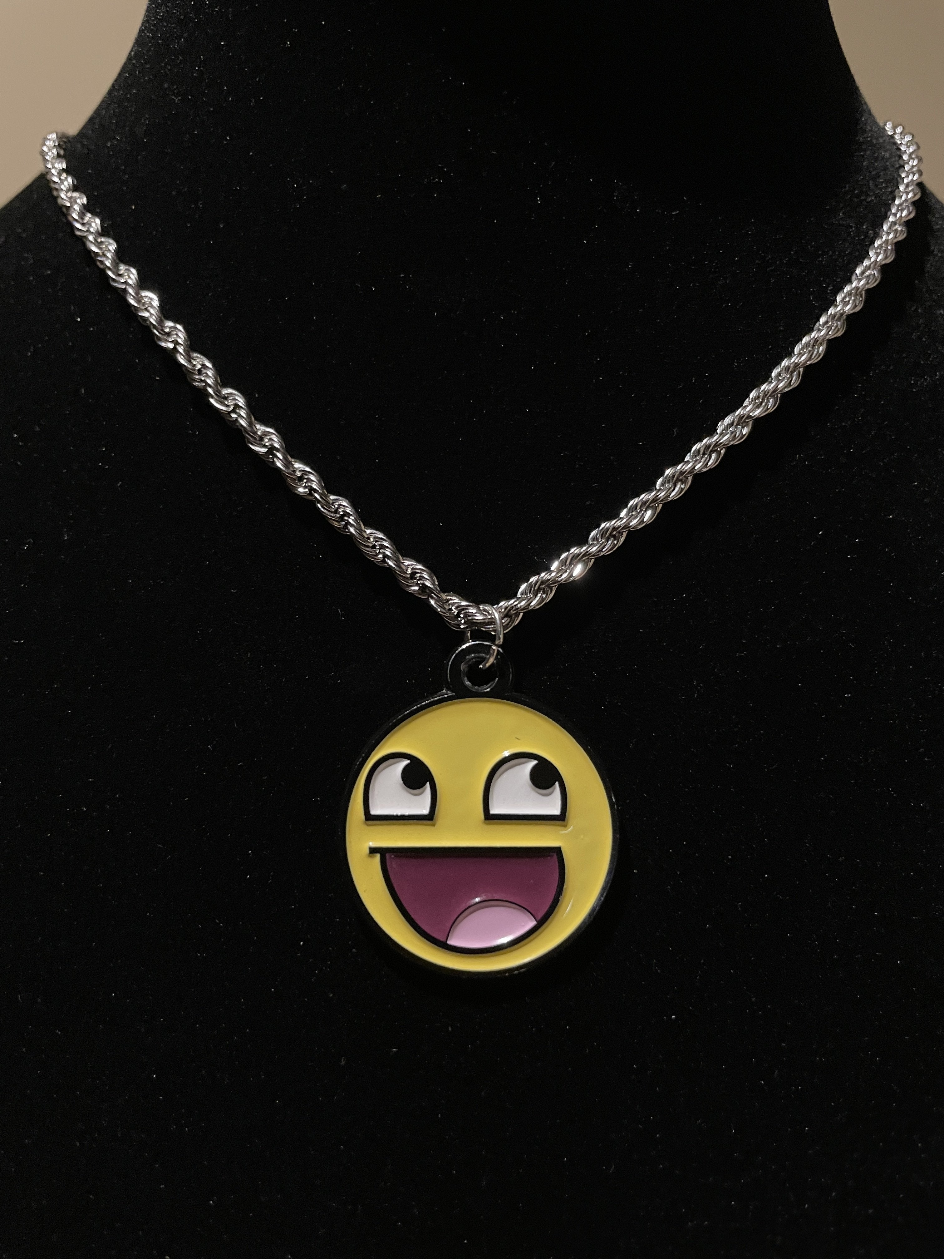 Classic Epic Face Necklace – Cyber Chic